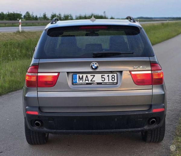 Pelēks BMW X5 2007 Šauļi, ar dzinēja tilpumu 2.99 L un nobraukumu 370 tūkst. km par 6450 €, foto 7 vietnē AUTOMOTO.COM.LV