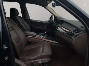 Pelēks BMW X5 2007 Klaipėda, ar dzinēja tilpumu 3.00 L un nobraukumu 324 tūkst. km par 8499 €, foto 9 vietnē AUTOMOTO.COM.LV