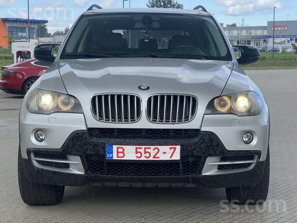 Pelēks BMW X5 2007 Rēzekne, ar dzinēja tilpumu 4.80 L un nobraukumu 237 tūkst. km par 5990 €, foto 1 vietnē AUTOMOTO.COM.LV