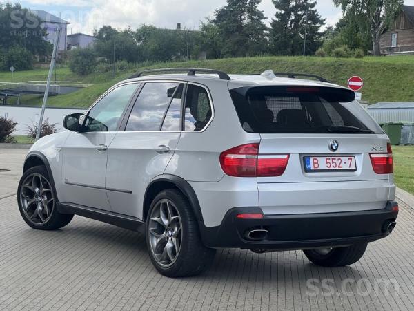 Pelēks BMW X5 2007 Rēzekne, ar dzinēja tilpumu 4.80 L un nobraukumu 237 tūkst. km par 5990 €, foto 4 vietnē AUTOMOTO.COM.LV