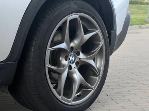Pelēks BMW X5 2007 Rēzekne, ar dzinēja tilpumu 4.80 L un nobraukumu 237 tūkst. km par 5990 €, foto 17 vietnē AUTOMOTO.COM.LV
