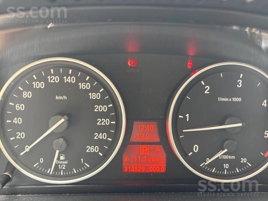 Pelēks BMW X5 2007 Talsi, ar dzinēja tilpumu 3.00 L un nobraukumu 319 tūkst. km par 6700 €, foto 13 vietnē AUTOMOTO.COM.LV