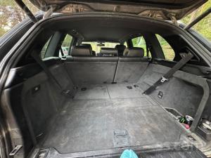 Grey BMW X5 2007 in Cesis, with an engine capacity of 3.00 L and mileage of 374 thousand km for 9500 €, photo 7 on AUTOMOTO.COM.LV