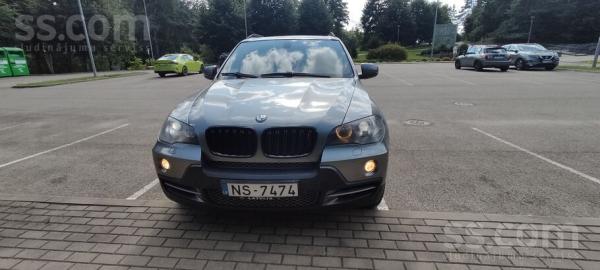 Pelēks BMW X5 2007 Ogre, ar dzinēja tilpumu 3.00 L un nobraukumu 284 tūkst. km par 8400 €, foto 6 vietnē AUTOMOTO.COM.LV