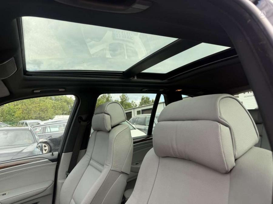Grey BMW X5 2007 in Utena, with an engine capacity of 4.80 L and mileage of 189 thousand km for 5990 €, photo 7 on AUTOMOTO.COM.LV