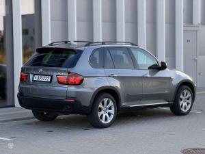 Pelēks BMW X5 2007 Viļņa, ar dzinēja tilpumu 3.00 L un nobraukumu 160 tūkst. km par 6600 €, foto 3 vietnē AUTOMOTO.COM.LV