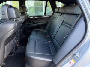 Pelēks BMW X5 2007 Viļņa, ar dzinēja tilpumu 3.00 L un nobraukumu 160 tūkst. km par 6600 €, foto 9 vietnē AUTOMOTO.COM.LV