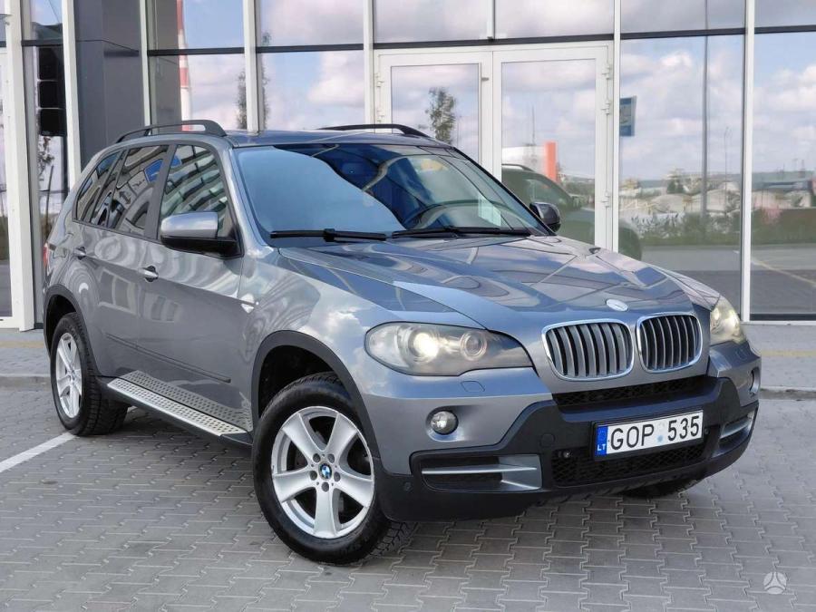 Pelēks BMW X5 2007 Viļņa, ar dzinēja tilpumu 2.99 L un nobraukumu 349 tūkst. km par 6300 €, foto 1 vietnē AUTOMOTO.COM.LV