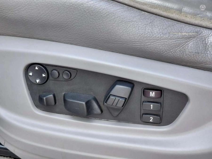Pelēks BMW X5 2007 Viļņa, ar dzinēja tilpumu 2.99 L un nobraukumu 349 tūkst. km par 6300 €, foto 14 vietnē AUTOMOTO.COM.LV