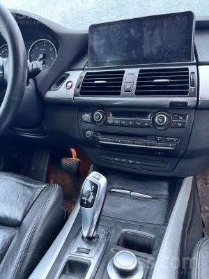 Grey BMW X5 2007 in Kuldiga, with an engine capacity of 3.00 L and mileage of 418 thousand km for 5200 €, photo 5 on AUTOMOTO.COM.LV