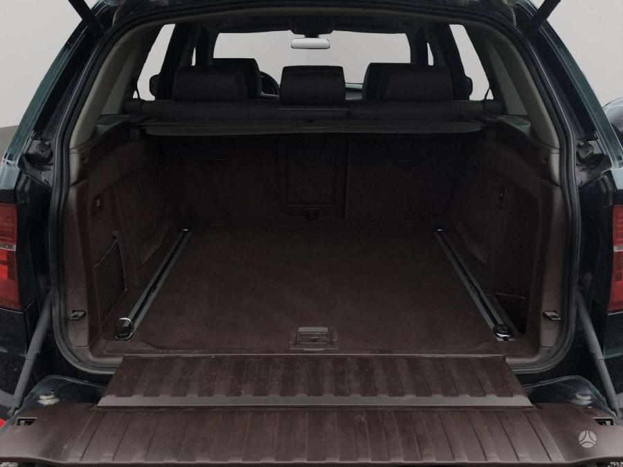 Pelēks BMW X5 2007 Klaipėda, ar dzinēja tilpumu 3.00 L un nobraukumu 324 tūkst. km par 8499 €, foto 12 vietnē AUTOMOTO.COM.LV