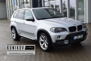 Pelēks BMW X5 2007 Viļņa, ar dzinēja tilpumu 2.99 L un nobraukumu 325 tūkst. km par 7550 €, foto  vietnē AUTOMOTO.COM.LV
