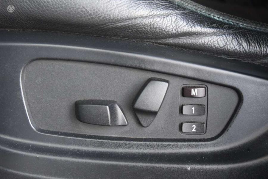 Pelēks BMW X5 2007 Viļņa, ar dzinēja tilpumu 2.99 L un nobraukumu 325 tūkst. km par 7550 €, foto 20 vietnē AUTOMOTO.COM.LV