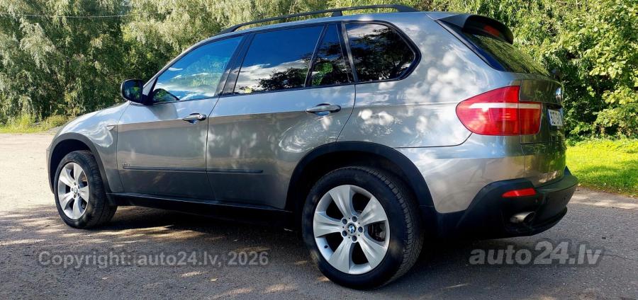 Pelēks BMW X5 2007 Tallina, ar dzinēja tilpumu 3.00 L un nobraukumu 201 tūkst. km par 8000 €, foto 7 vietnē AUTOMOTO.COM.LV