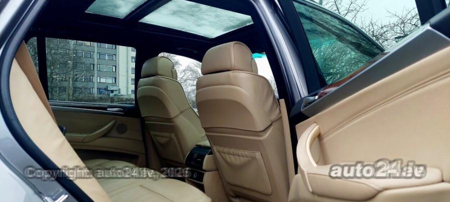 Pelēks BMW X5 2007 Tallina, ar dzinēja tilpumu 3.00 L un nobraukumu 201 tūkst. km par 8000 €, foto 13 vietnē AUTOMOTO.COM.LV