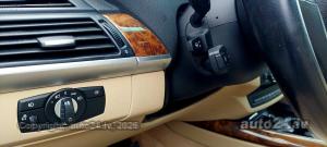Pelēks BMW X5 2007 Tallina, ar dzinēja tilpumu 3.00 L un nobraukumu 201 tūkst. km par 8000 €, foto 15 vietnē AUTOMOTO.COM.LV