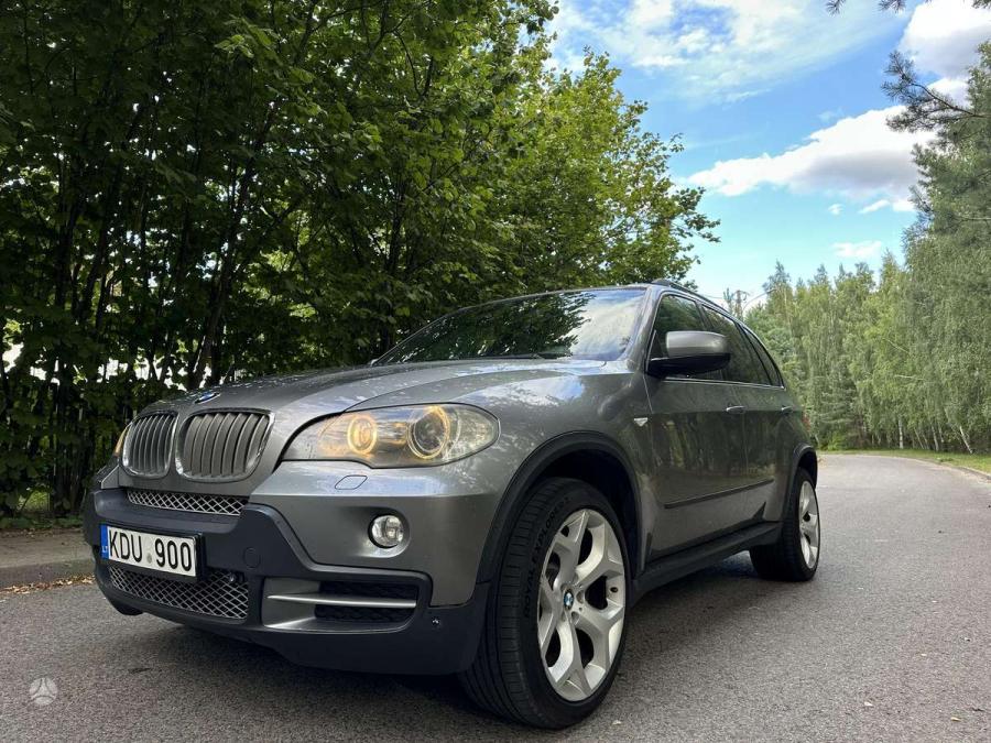 Grey BMW X5 2007 in Vilnius, with an engine capacity of 2.99 L and mileage of 440 thousand km for 6200 €, photo 3 on AUTOMOTO.COM.LV