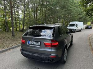 Grey BMW X5 2007 in Vilnius, with an engine capacity of 2.99 L and mileage of 440 thousand km for 6200 €, photo 8 on AUTOMOTO.COM.LV