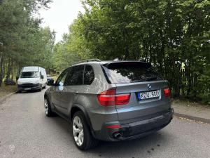 Grey BMW X5 2007 in Vilnius, with an engine capacity of 2.99 L and mileage of 440 thousand km for 6200 €, photo 9 on AUTOMOTO.COM.LV