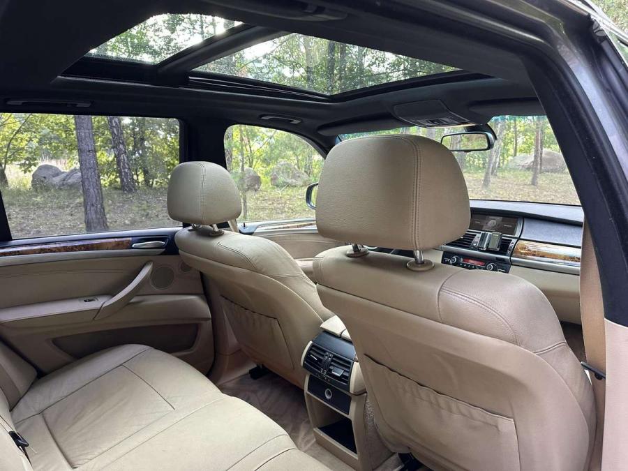 Grey BMW X5 2007 in Vilnius, with an engine capacity of 2.99 L and mileage of 440 thousand km for 6200 €, photo 30 on AUTOMOTO.COM.LV