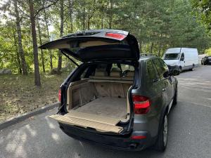 Grey BMW X5 2007 in Vilnius, with an engine capacity of 2.99 L and mileage of 440 thousand km for 6200 €, photo 34 on AUTOMOTO.COM.LV