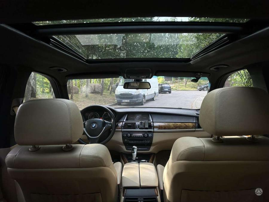 Grey BMW X5 2007 in Vilnius, with an engine capacity of 2.99 L and mileage of 440 thousand km for 6200 €, photo 35 on AUTOMOTO.COM.LV