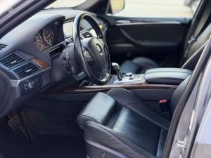 Grey BMW X5 2007 in Vilnius, with an engine capacity of 3.00 L and mileage of 160 thousand km for 5500 €, photo 8 on AUTOMOTO.COM.LV