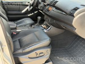 Grey BMW X5 2007 in Riga, with an engine capacity of 3.00 L and mileage of 312 thousand km for 5150 €, photo 12 on AUTOMOTO.COM.LV