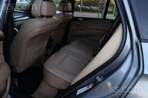 Pelēks BMW X5 2007 Rīga, ar dzinēja tilpumu 3.00 L un nobraukumu 381 tūkst. km par 7490 €, foto 10 vietnē AUTOMOTO.COM.LV