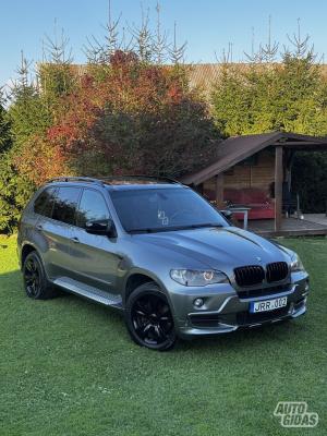 Grey BMW X5 2007 in Telschi, with an engine capacity of 3.00 L and mileage of 304 thousand km for 7500 €, photo 5 on AUTOMOTO.COM.LV