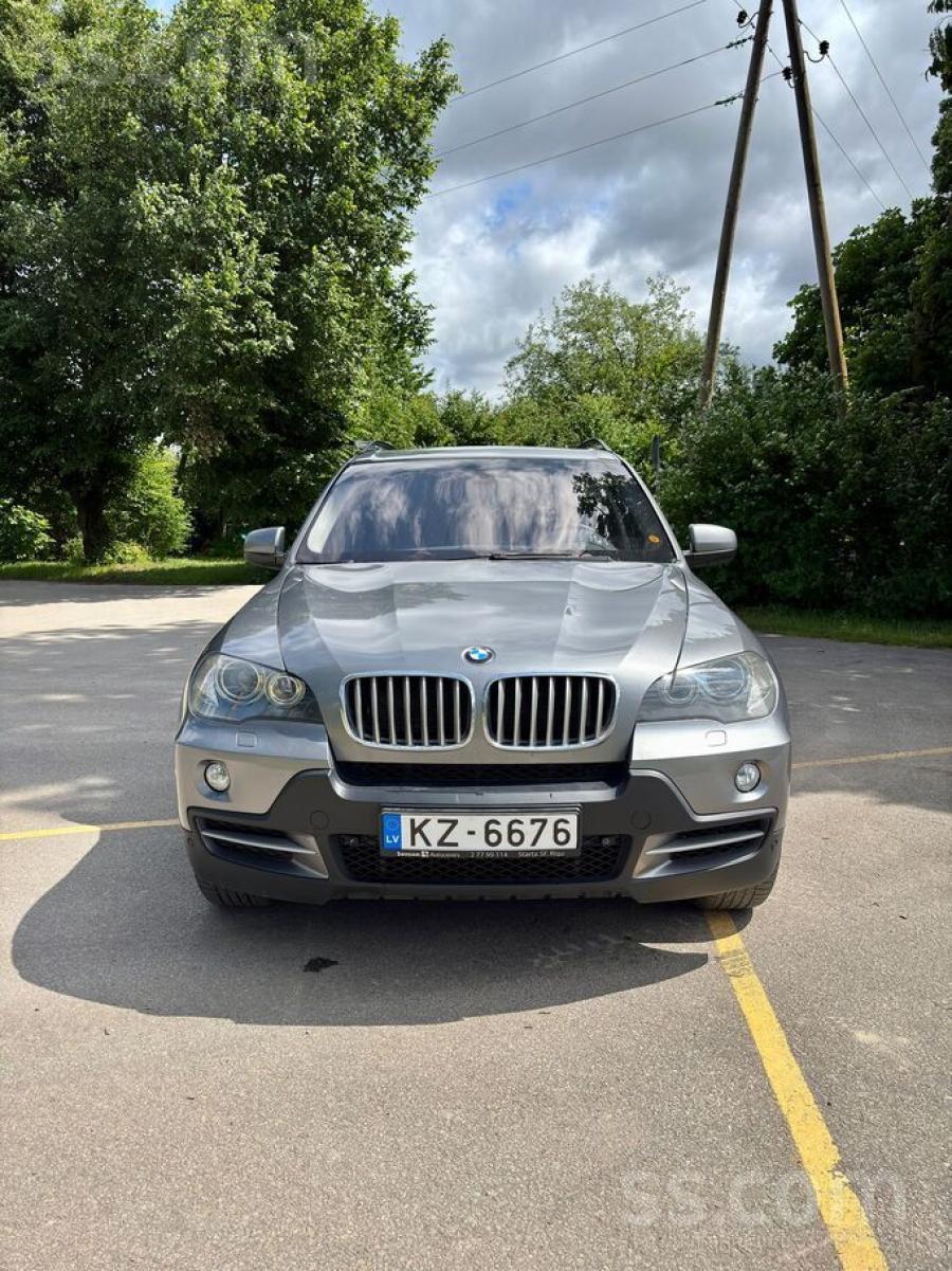 Grey BMW X5 2008 in Riga, with an engine capacity of 3.00 L and mileage of 354 thousand km for 7500 €, photo 2 on AUTOMOTO.COM.LV