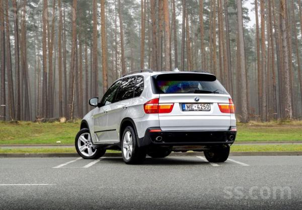 Pelēks BMW X5 2008 Rīga, ar dzinēja tilpumu 3.00 L un nobraukumu 366 tūkst. km par 7990 €, foto 8 vietnē AUTOMOTO.COM.LV