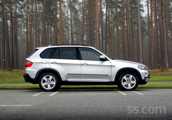 Pelēks BMW X5 2008 Rīga, ar dzinēja tilpumu 3.00 L un nobraukumu 366 tūkst. km par 7990 €, foto 9 vietnē AUTOMOTO.COM.LV