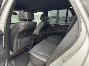 Grey BMW X5 2008 in Vilnius, with an engine capacity of 3.00 L and mileage of 285 thousand km for 9650 €, photo 6 on AUTOMOTO.COM.LV