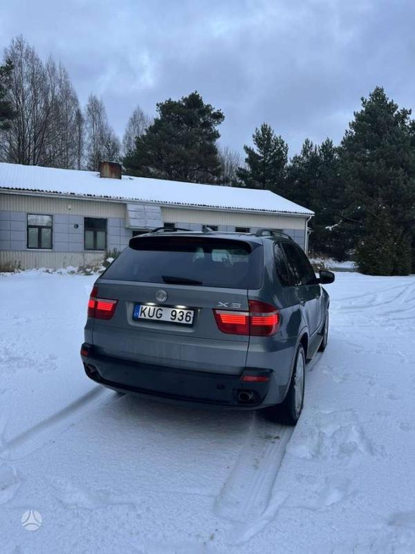Pelēks BMW X5 2008 Mažeikiai, ar dzinēja tilpumu 3.00 L un nobraukumu 320 tūkst. km par 6300 €, foto 7 vietnē AUTOMOTO.COM.LV