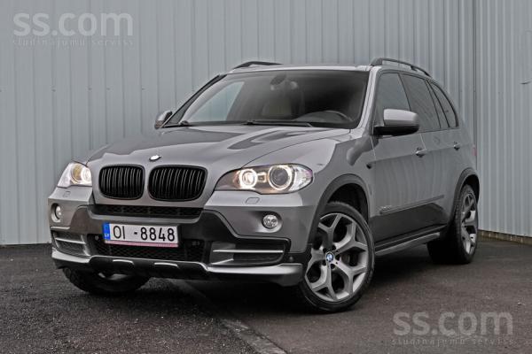 Grey BMW X5 2008 in Ogre, with an engine capacity of 3.00 L and mileage of 329 thousand km for 8500 €, photo 2 on AUTOMOTO.COM.LV