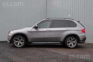 Grey BMW X5 2008 in Ogre, with an engine capacity of 3.00 L and mileage of 329 thousand km for 8500 €, photo 5 on AUTOMOTO.COM.LV