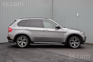 Grey BMW X5 2008 in Ogre, with an engine capacity of 3.00 L and mileage of 329 thousand km for 8500 €, photo 6 on AUTOMOTO.COM.LV