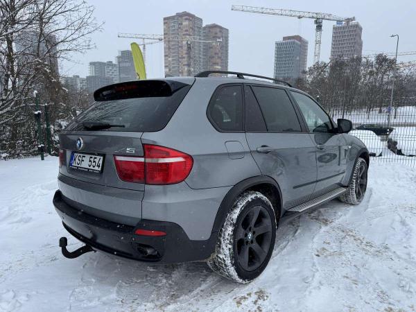 Grey BMW X5 2008 in Vilnius, with an engine capacity of 2.98 L and mileage of 192 thousand km for 6000 €, photo 6 on AUTOMOTO.COM.LV