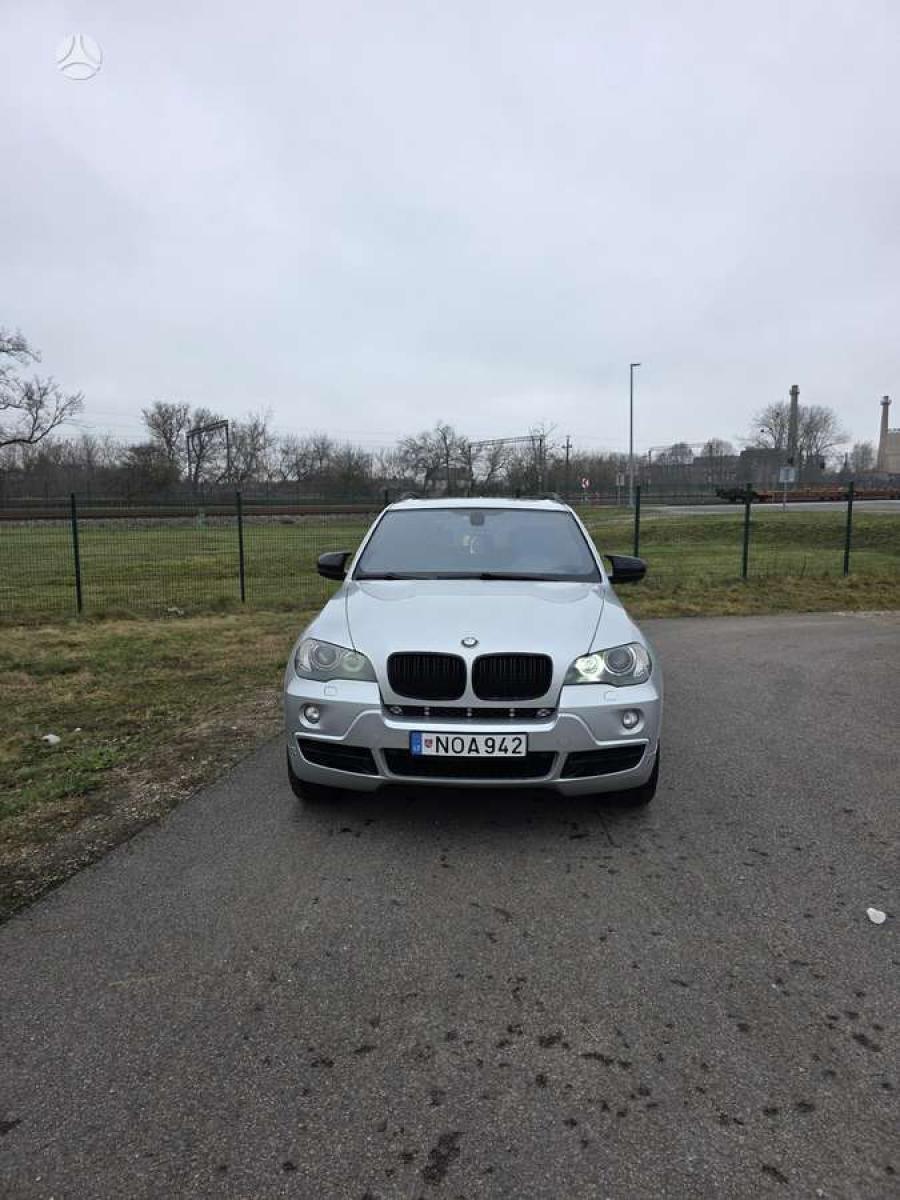 Pelēks BMW X5 2008 Kauņa, ar dzinēja tilpumu 3.50 L un nobraukumu 280 tūkst. km par 9650 €, foto 2 vietnē AUTOMOTO.COM.LV