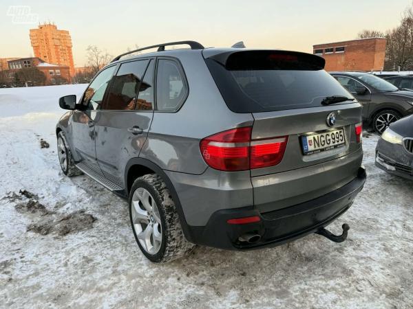 Pelēks BMW X5 2008 Viļņa, ar dzinēja tilpumu 3.00 L un nobraukumu 320 tūkst. km par 8500 €, foto 3 vietnē AUTOMOTO.COM.LV