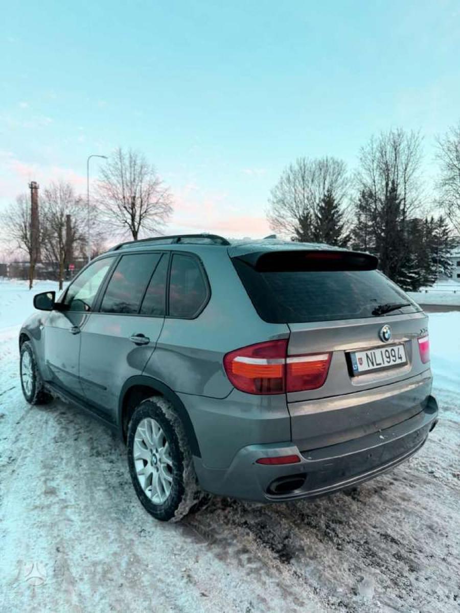 Pelēks BMW X5 2008 Telšiai, ar dzinēja tilpumu 2.99 L un nobraukumu 338 tūkst. km par 7600 €, foto 6 vietnē AUTOMOTO.COM.LV