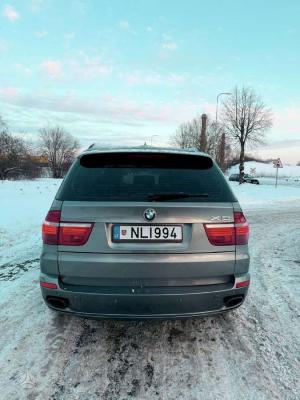 Pelēks BMW X5 2008 Telšiai, ar dzinēja tilpumu 2.99 L un nobraukumu 338 tūkst. km par 7600 €, foto 8 vietnē AUTOMOTO.COM.LV