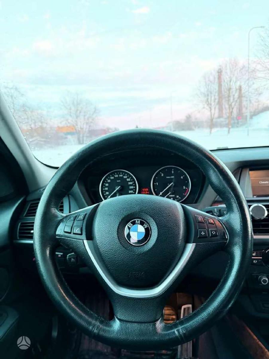 Pelēks BMW X5 2008 Telšiai, ar dzinēja tilpumu 2.99 L un nobraukumu 338 tūkst. km par 7600 €, foto 11 vietnē AUTOMOTO.COM.LV