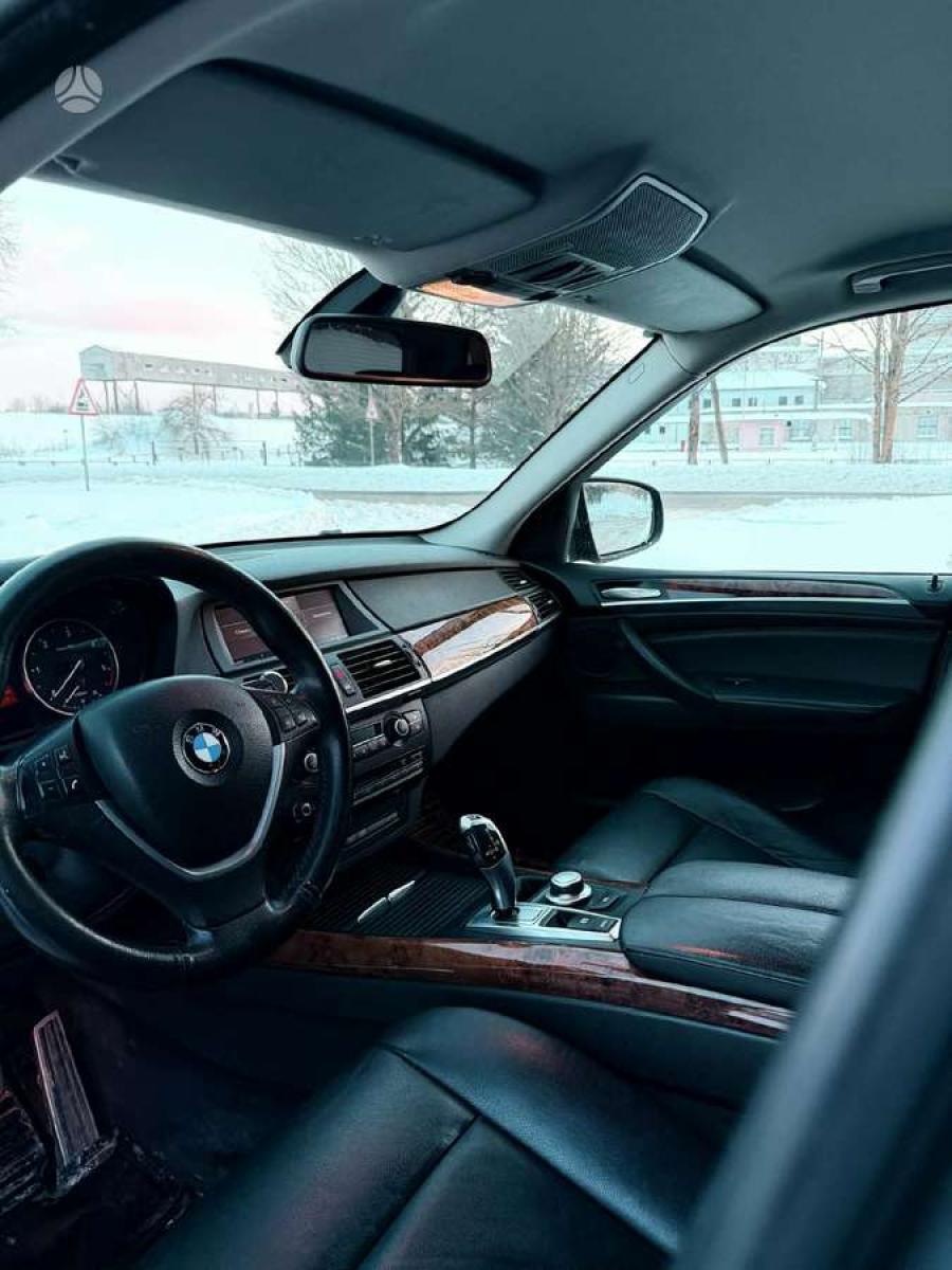 Pelēks BMW X5 2008 Telšiai, ar dzinēja tilpumu 2.99 L un nobraukumu 338 tūkst. km par 7600 €, foto 12 vietnē AUTOMOTO.COM.LV