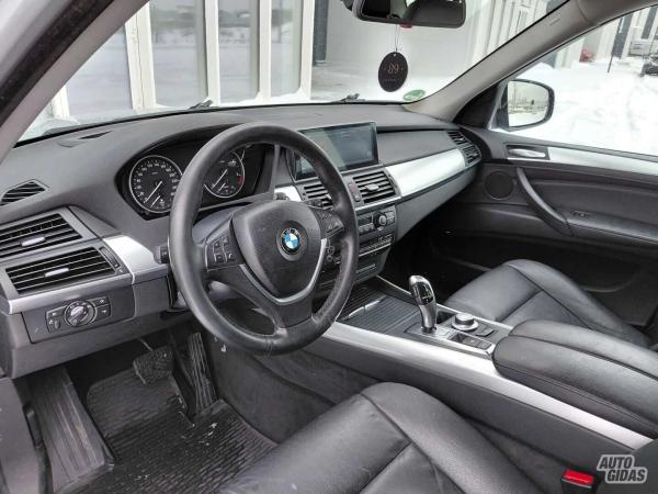 Pelēks BMW X5 2008 Viļņa, ar dzinēja tilpumu 3.00 L un nobraukumu 391 tūkst. km par 6000 €, foto 7 vietnē AUTOMOTO.COM.LV