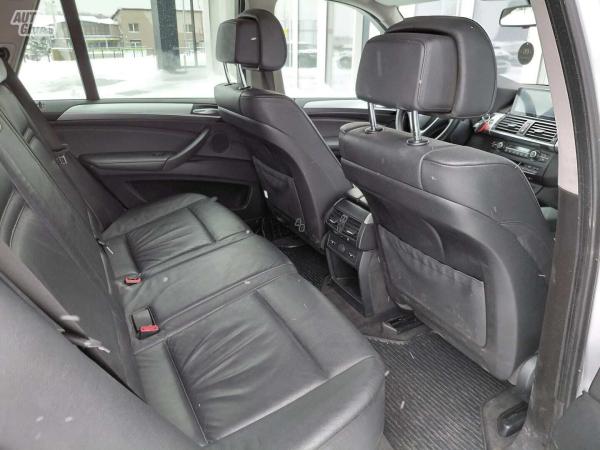Pelēks BMW X5 2008 Viļņa, ar dzinēja tilpumu 3.00 L un nobraukumu 391 tūkst. km par 6000 €, foto 10 vietnē AUTOMOTO.COM.LV