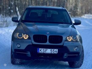 Grey BMW X5 2008 in Radviliskis, with an engine capacity of 3.00 L and mileage of 194 thousand km for 6200 €, photo 7 on AUTOMOTO.COM.LV