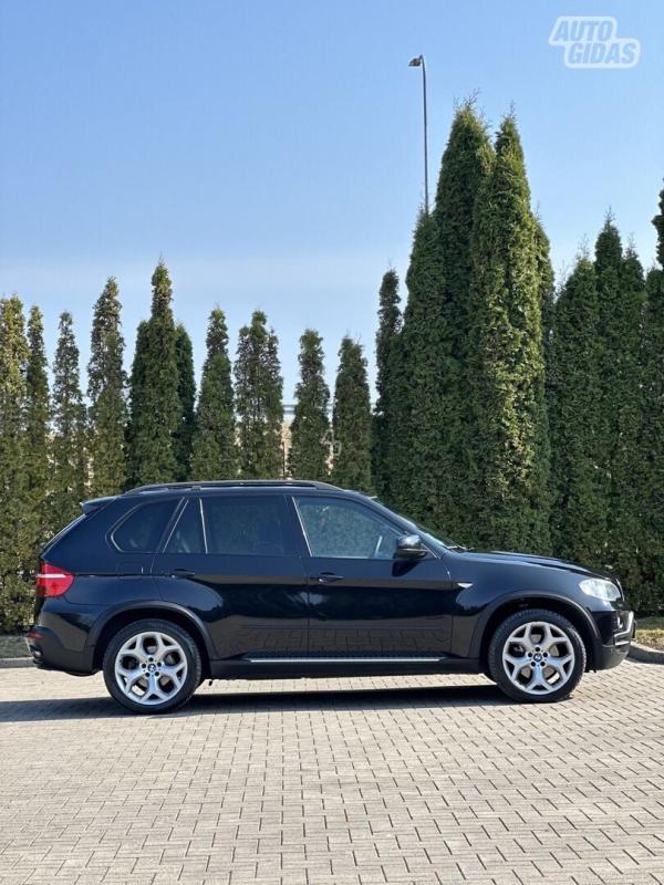 Pelēks BMW X5 2008 Viļņa, ar dzinēja tilpumu 3.00 L un nobraukumu 197 tūkst. km par 9500 €, foto 9 vietnē AUTOMOTO.COM.LV