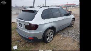 Grey BMW X5 2008 in Siauliai, with an engine capacity of 3.00 L and mileage of 275 thousand km for 3990 €, photo 4 on AUTOMOTO.COM.LV